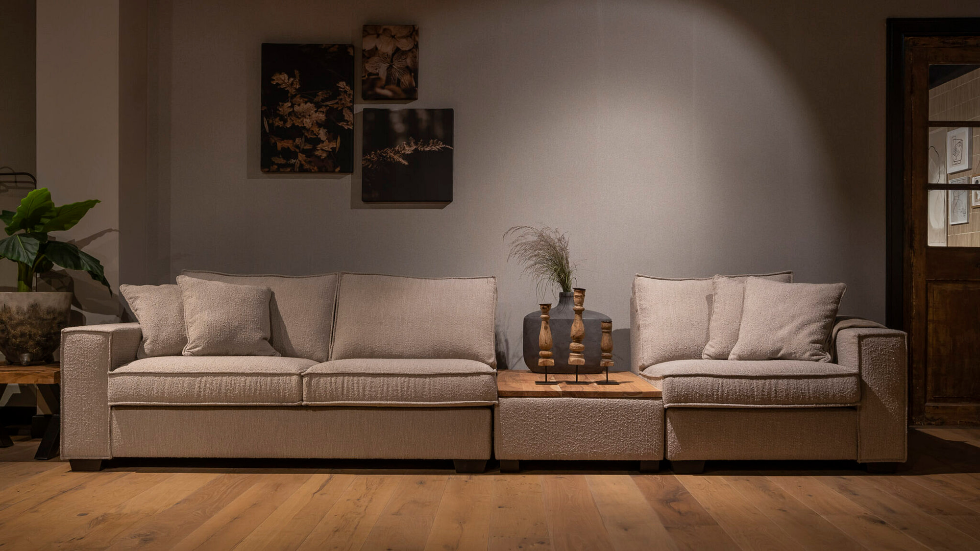 Carl - Sofa - UrbanSofa